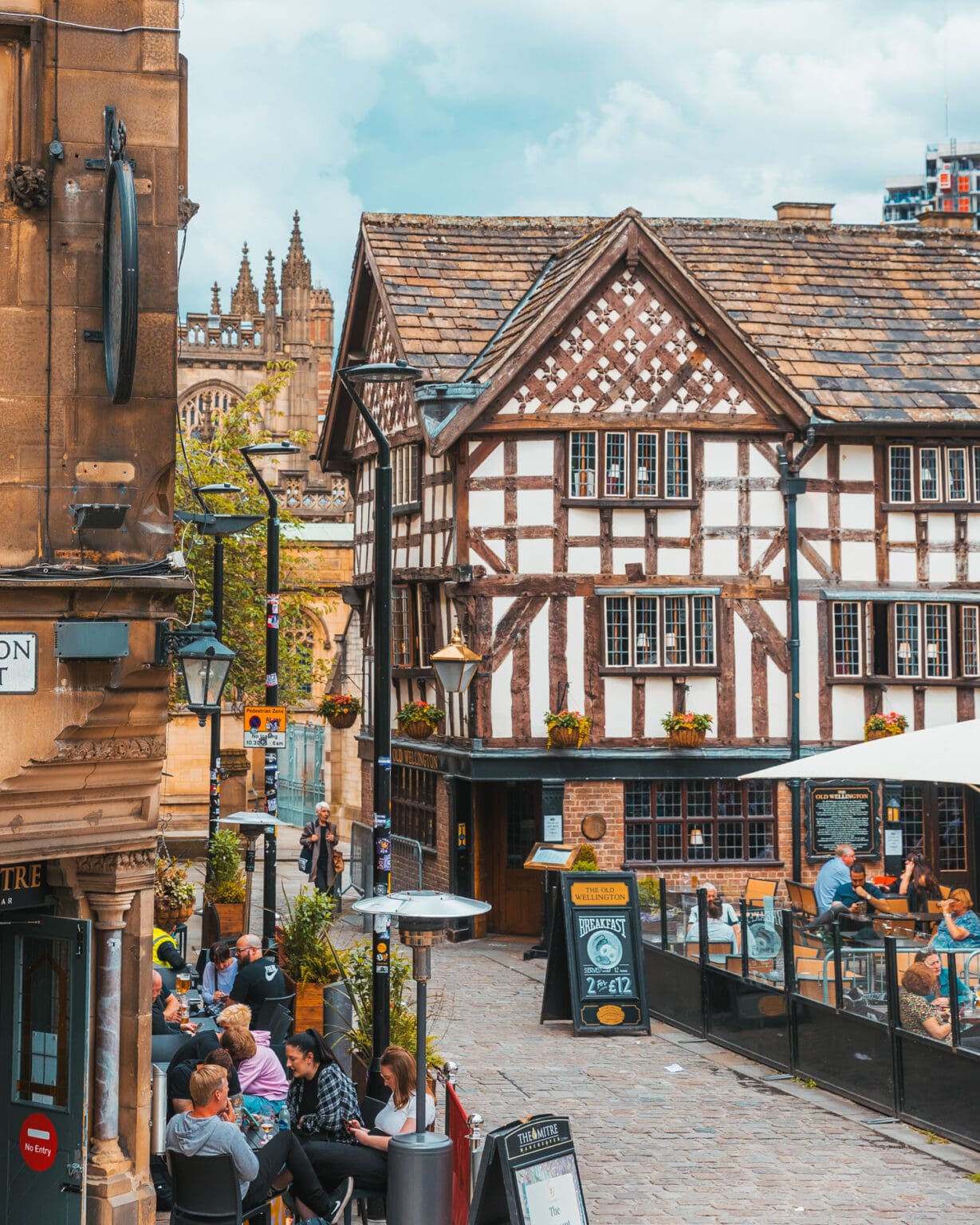 11 Instagram-Worthy Photo Spots in Manchester, England - Ready Set Jet Set